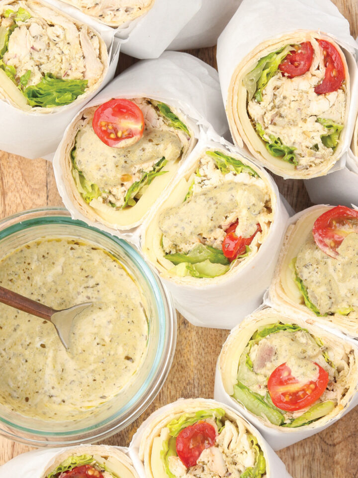 Pesto Rigatoni with Roasted Tomatoes (Easy Recipe) | Simply Sissom