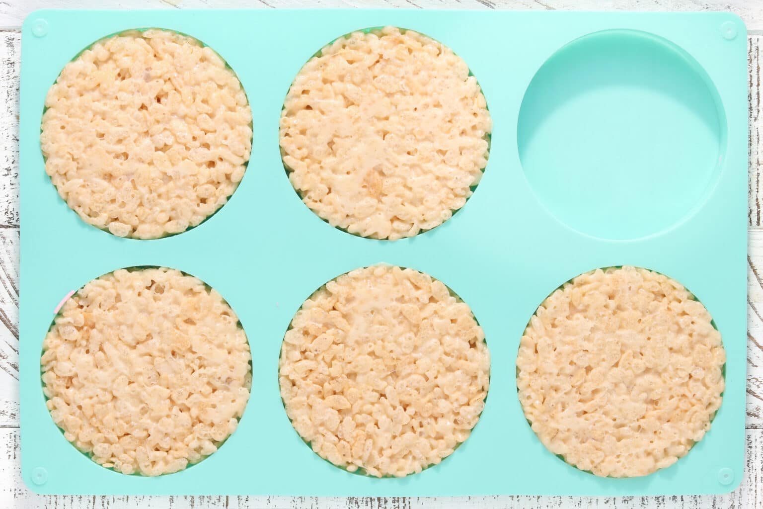 How To Make Rice Krispies Treats with Chocolate | Simply Sissom